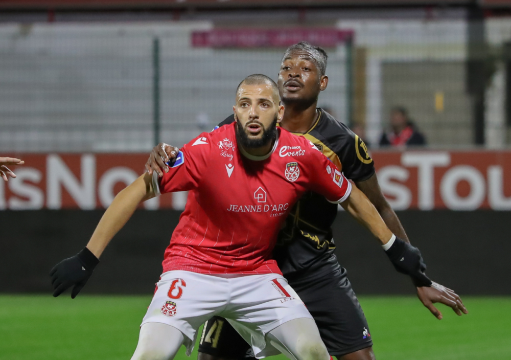 Au FC Rouen, l'enfer des coulisses et le paradis du terrain forment un ...